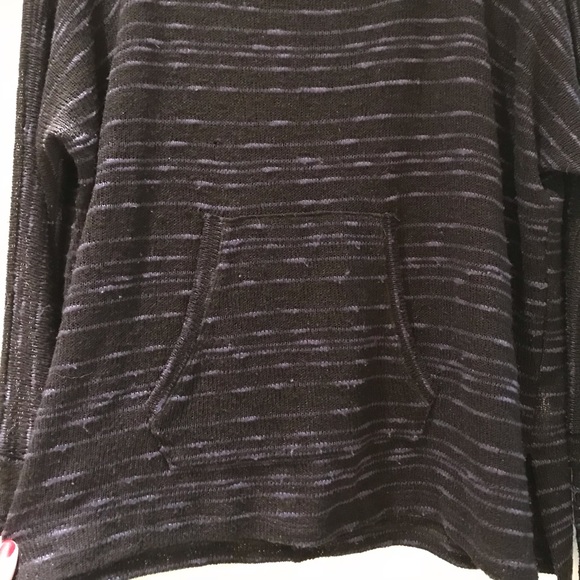 Splendid | Sweaters | Splendid Womens Black Navy Sweater | Poshmark
